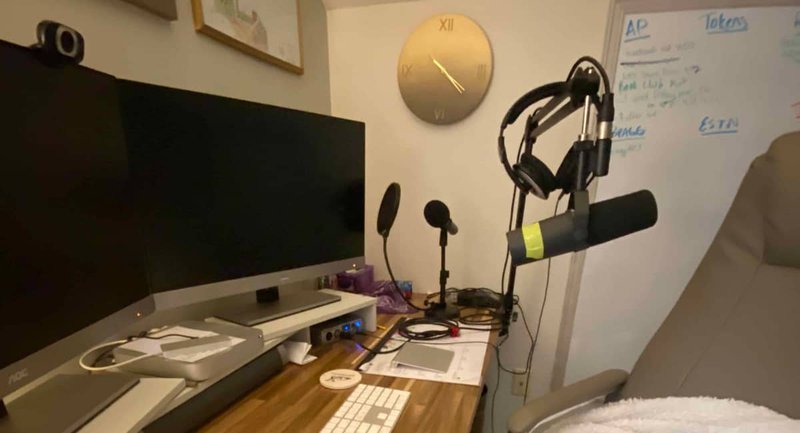 Build a $35 DIY “Vocal Booth”