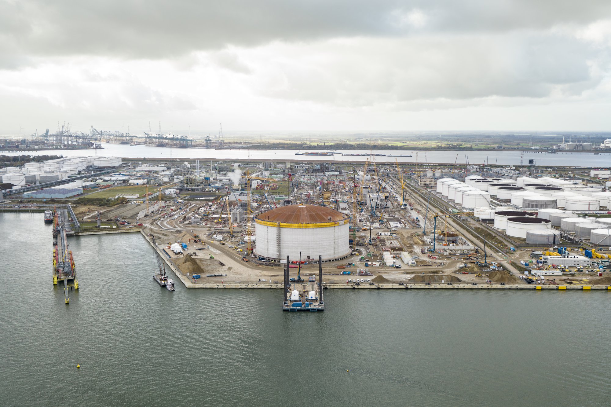 BESIX entities Vanhout and Franki Foundations contribute to INEOS’s ...